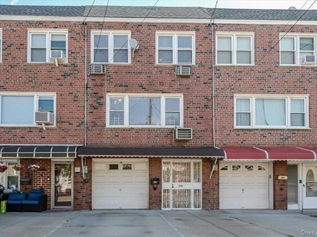 272 Brinsmade Ave, Bronx, NY 10465