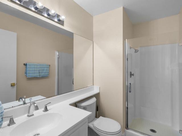 272 Green Moor Pl, Thousand Oaks, CA 91361 | MLS #V1 35714VC