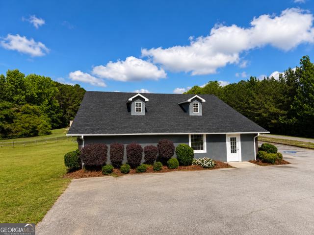 272 Highway 41 N