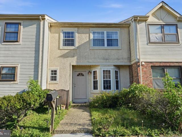 272 Hudson Court