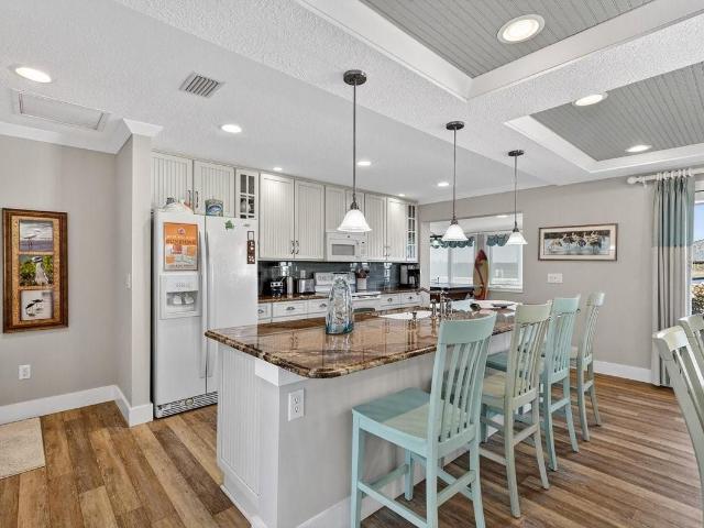 272 Ocean Palm Dr, Flagler Beach, FL