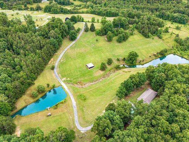 272 Locust Grove Cemetery Rd, London, KY 40744