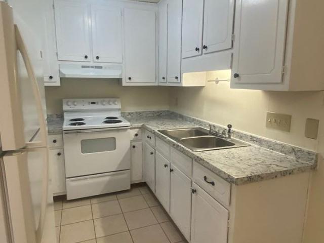 272 Lawrenceville Street 2 Bedroom Apartment for Rent at 272 Lawrenceville St, Jefferson, GA 30549