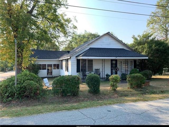 272 N Dogwood Ave, Social Circle, GA 30025