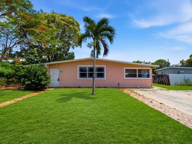 272 NE 42nd Ct, Deerfield Beach, FL 33064