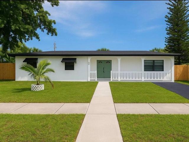 272 NE 44th St, Deerfield Beach, FL 33064
