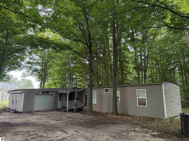 272 S Haze Rd, Beulah, MI 49617
