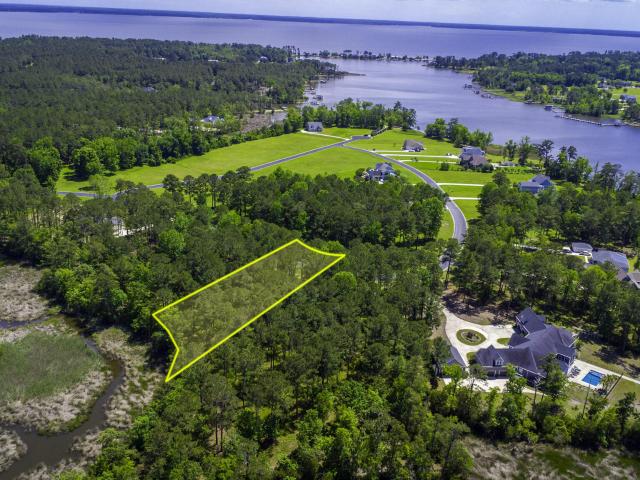 272 Southern Plantation Drive S