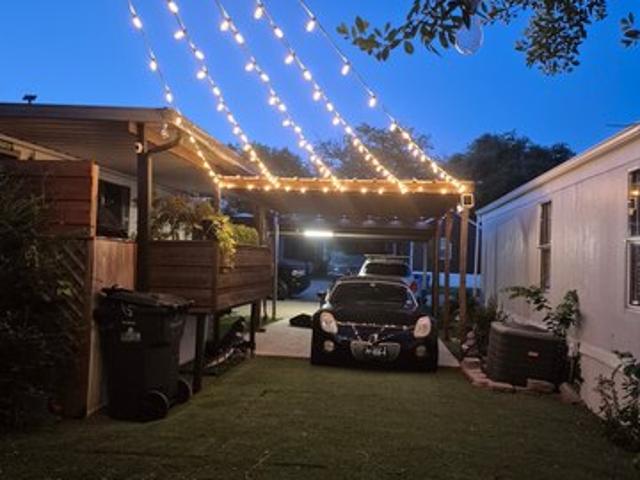 272 W Lawson Rd Trlr 49, Dallas, TX 75253