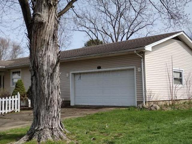 272 Whittier Drive N