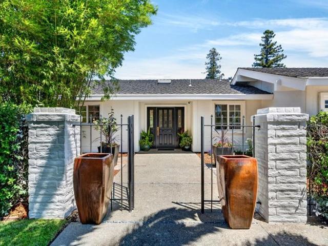 27340 El Macero Ct, Davis, CA 95618