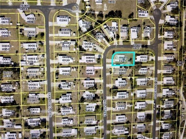 27341 Valois Dr Lot 121, Bonita Springs, FL 34135