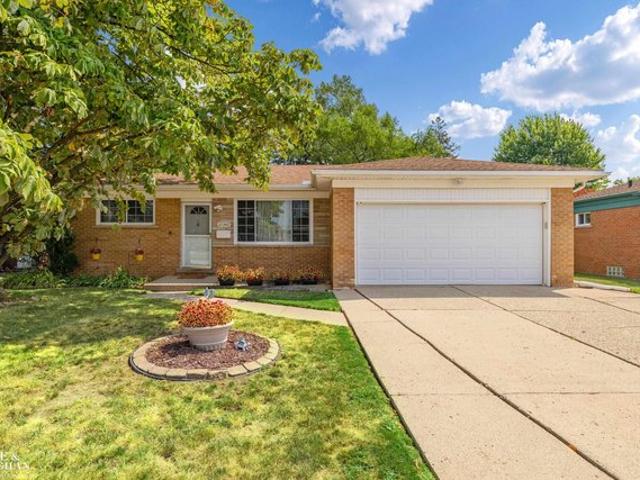 27342 Dover Ave, Warren, MI 48088