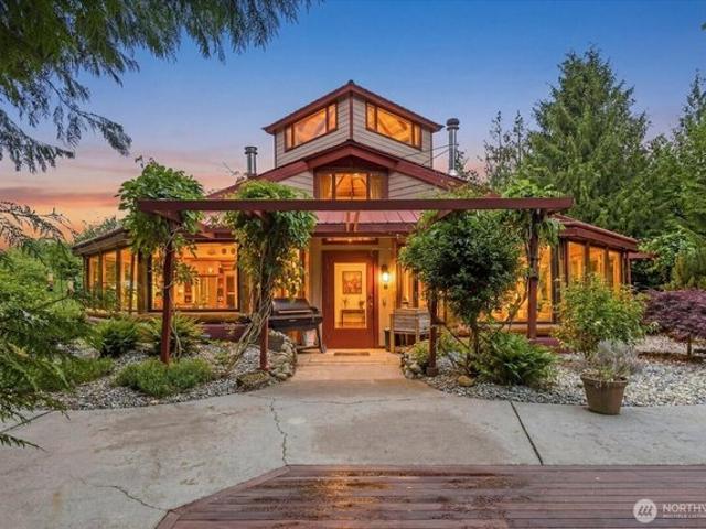 27346 Lake Cavanaugh Rd, Mount Vernon, WA 98274