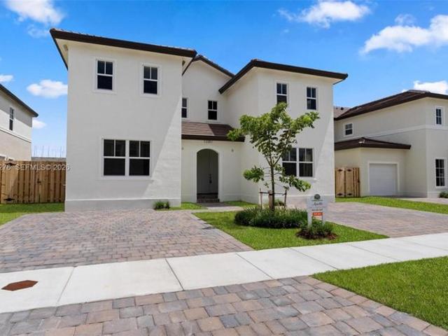 27348 SW 133rd Path, Homestead, FL 33032