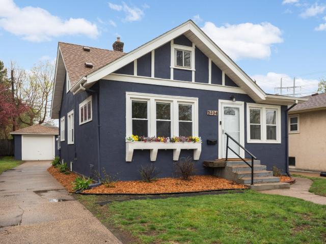 2734 Randolph Street NE