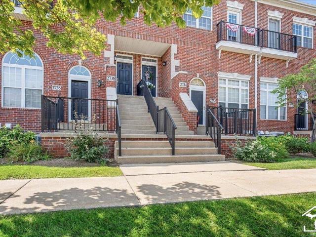 2734 Riverside Drive