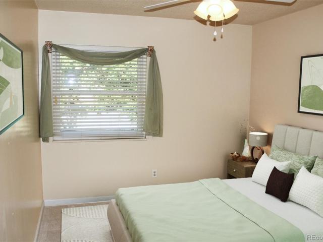 2734 S Heather Gardens Way, Aurora, CO 80014 | MLS #2000