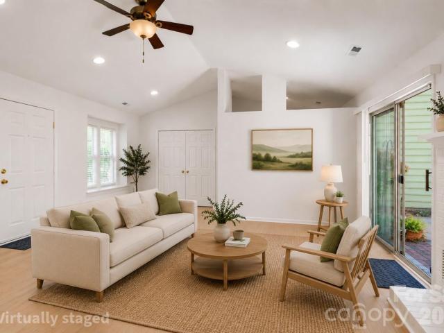 2734 Tiergarten Lane