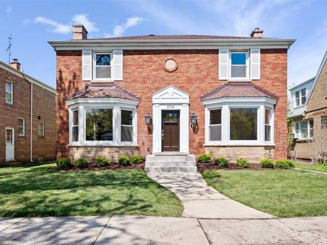 2734 W Fargo Ave, Chicago, IL 60645