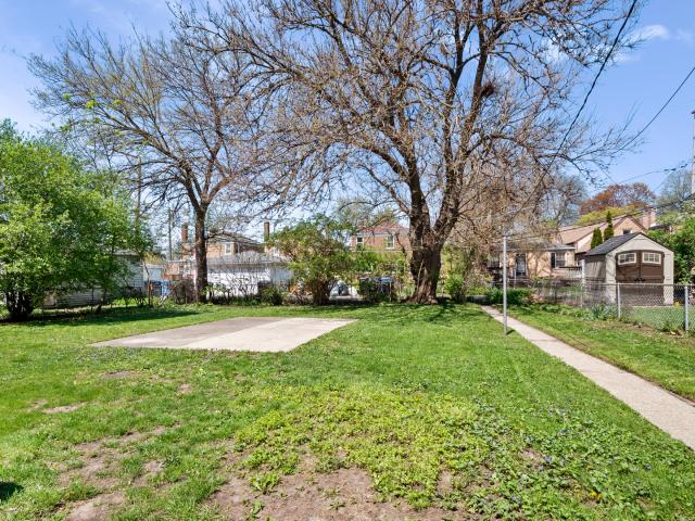 2734 W Fargo Ave, Chicago, IL 60645 | MLS #12627 | Compass