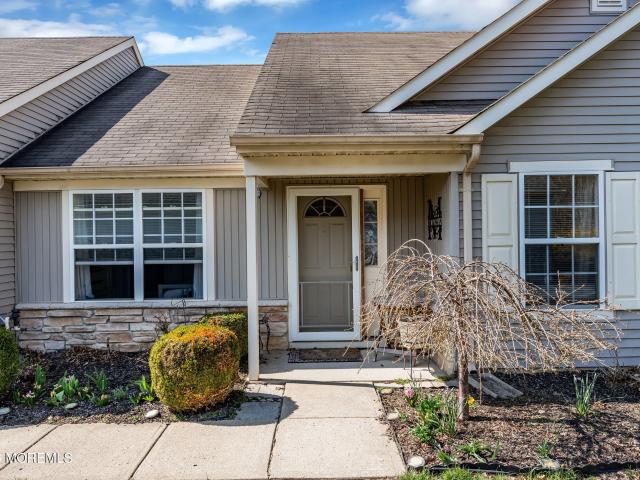 2735 Meadow Lake Drive