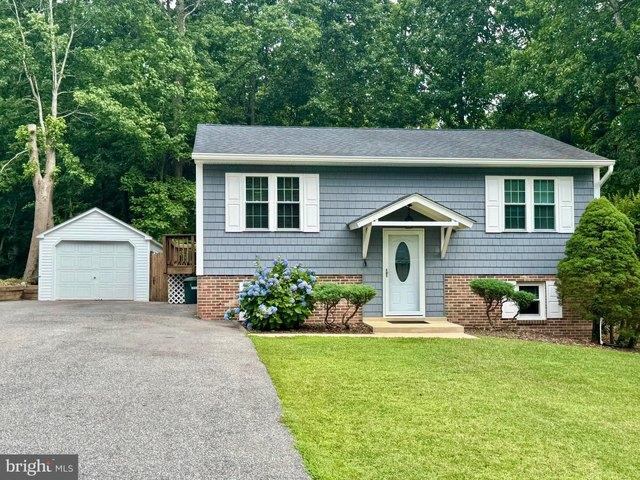 2735 Braeburn Ln, Chesapeake Beach, MD 20732