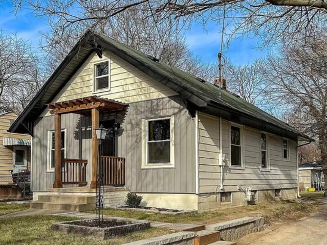 2735 College Ave, Des Moines, IA 50311