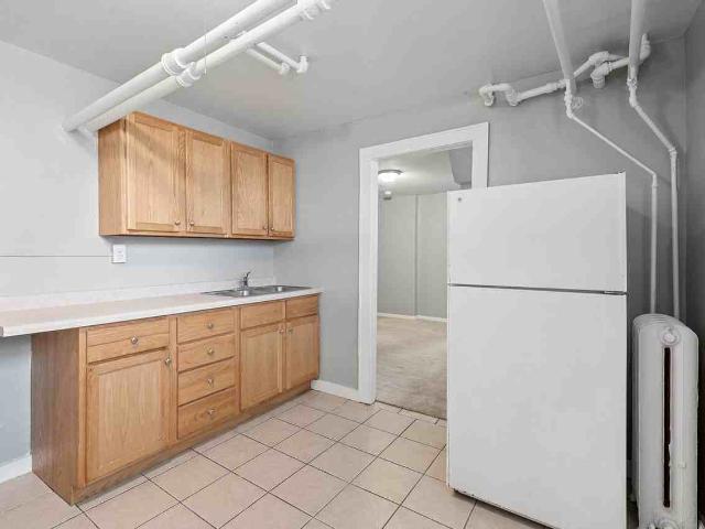 2735 Humboldt Ave S 1 Bedroom Apartment for Rent at 2735 Humboldt Ave S, Minneapolis, MN 55408 East Isles