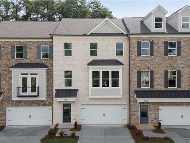 2735 Hallwood Ln, Suwanee, GA 30024