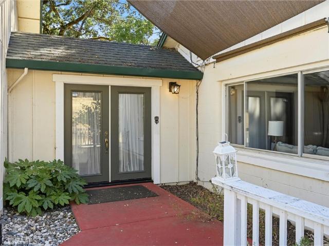 2735 Howard