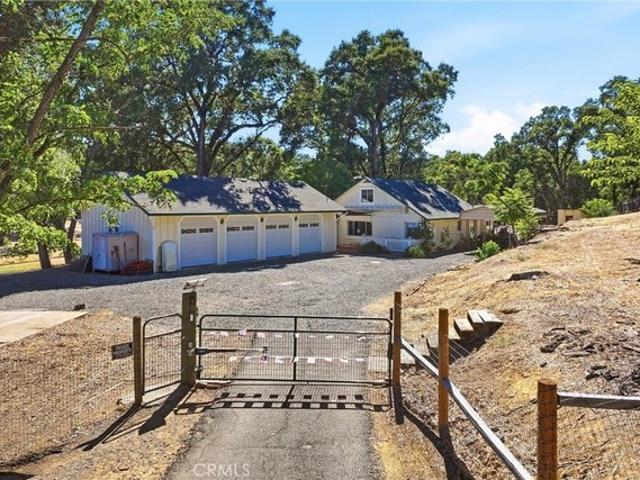 2735 Howard Ave, Lakeport, CA 95453