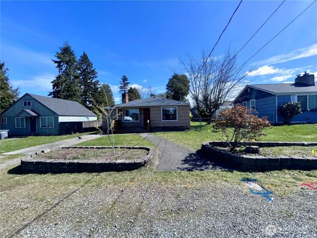 2735 Locust Ave W, University Place, WA 98466 | Compass