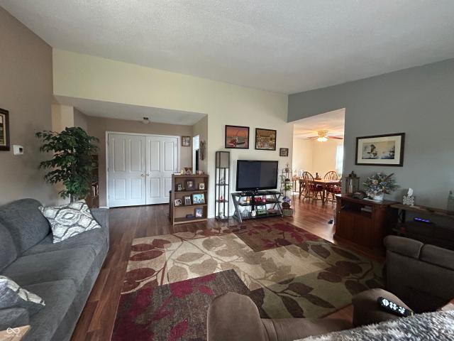 2735 Prosperity Drive
