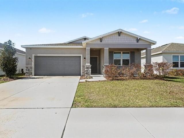2735 Rowan St, Tavares, FL 32778