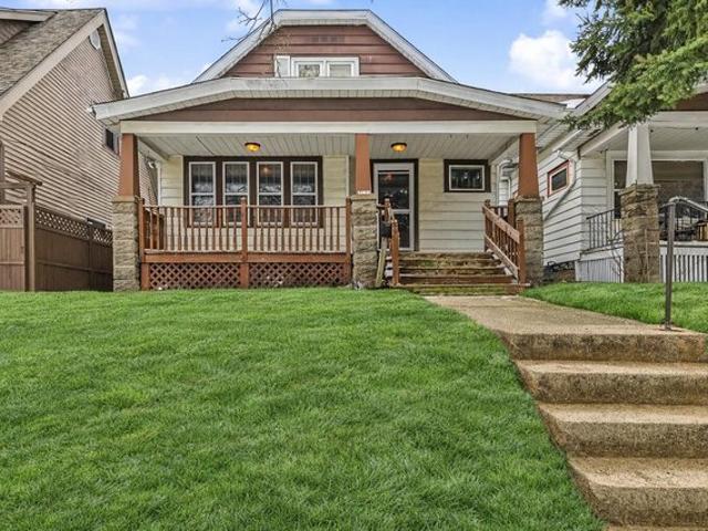 2735 S Greeley St, Milwaukee, WI 53207
