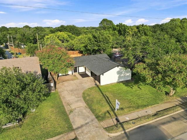 2736 N Saint Augustine Drive