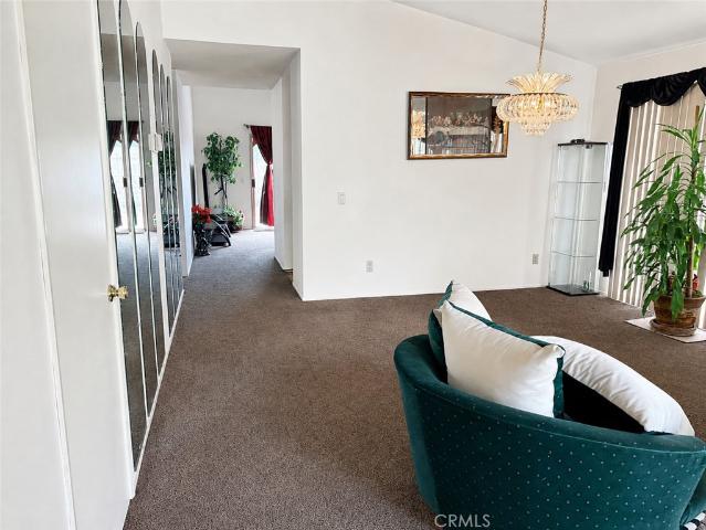 2736 Annapolis