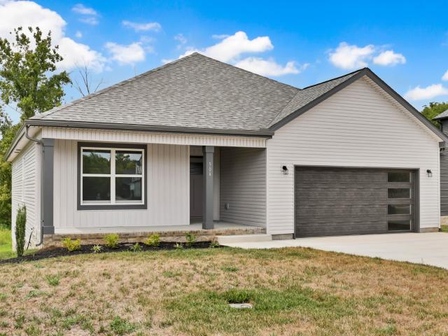 2736 Brewster Dr