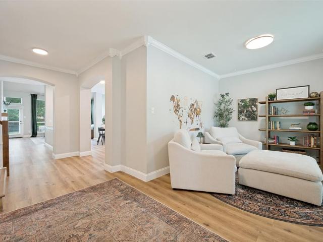 2736 Cedar Wood Drive