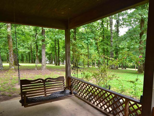 2736 Riverview Drive