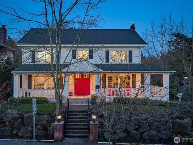 2736 34th Ave S, Seattle, WA 98144