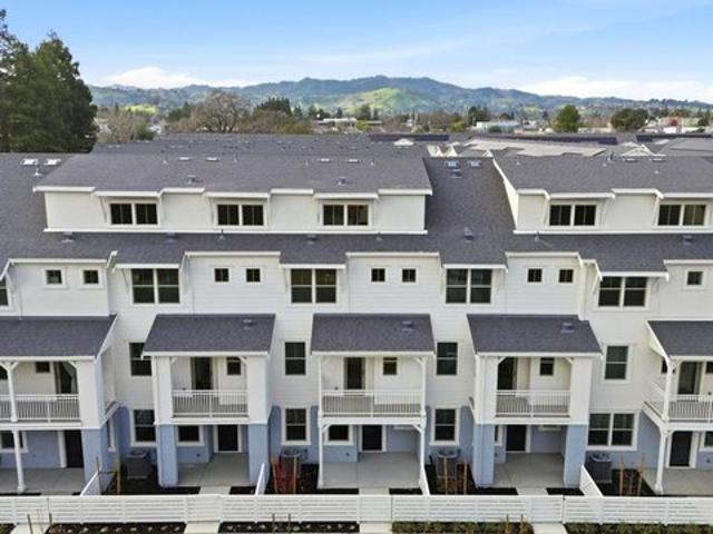 2737 Oak Rd, Walnut Creek, CA 94597
