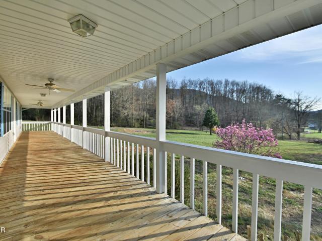 2737 Clabo Road