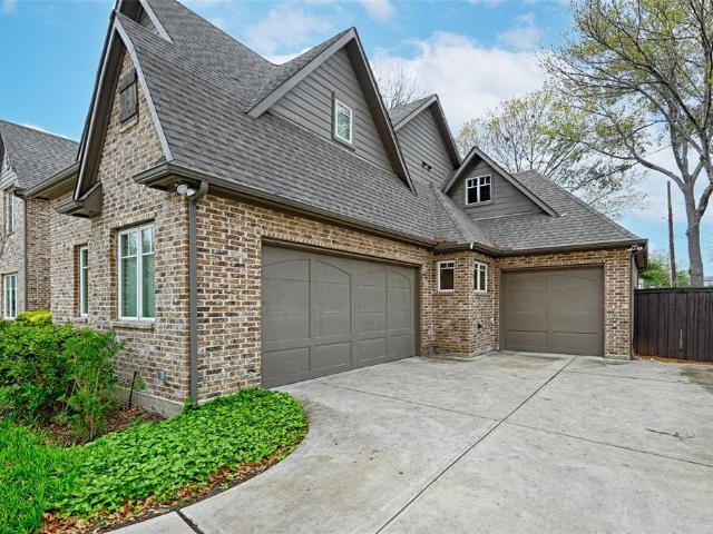2737 Farmers Branch Lane