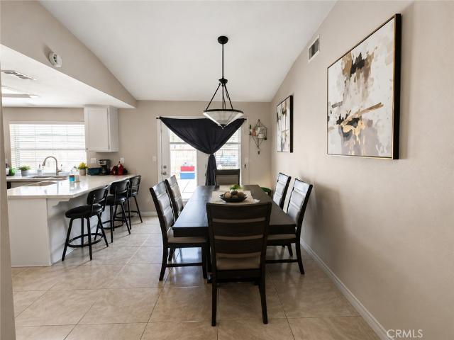 2737 La Vida Drive