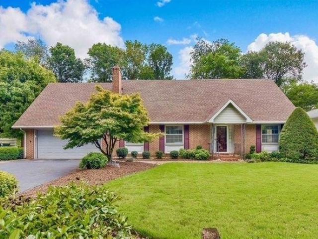 2737 Utah Dr, Bowling Green, KY 42104