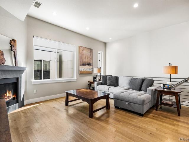 2737 W 24th Avenue # 4