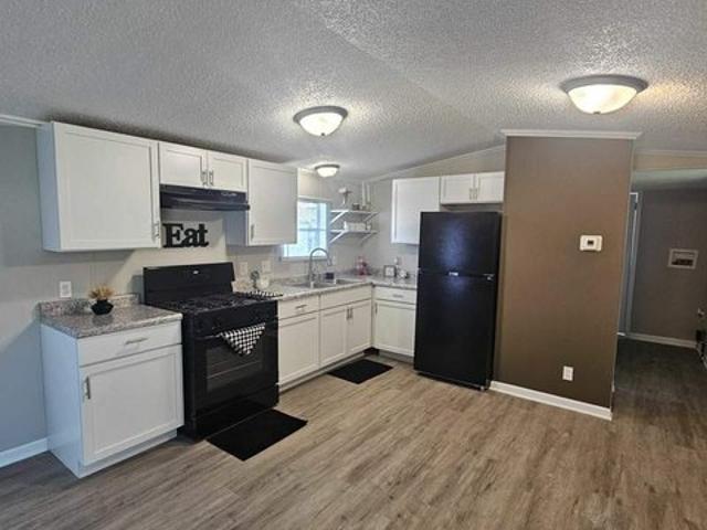 2737 W Washington Center Rd Lot 287, Fort Wayne, IN 46818