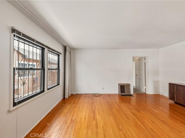 2738 Thurman